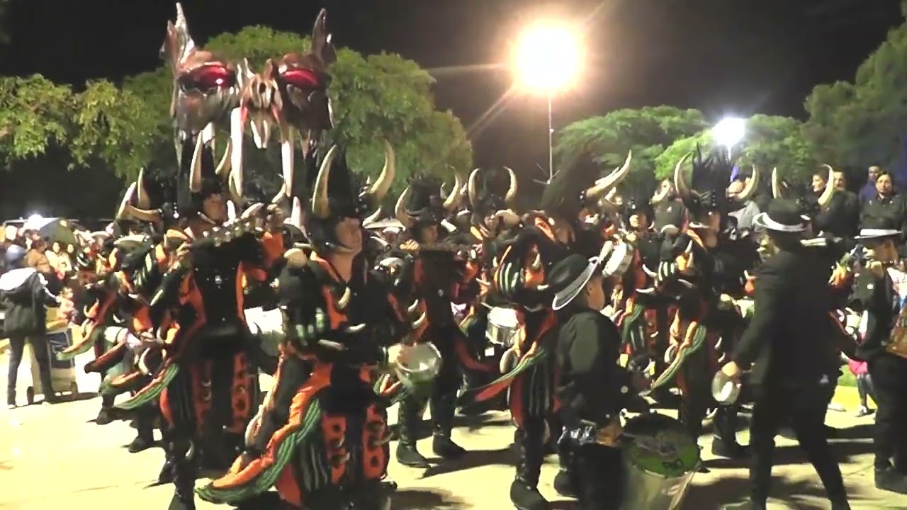 A todo el ritmo de la Batucada Río de La Francia - Radio Vive